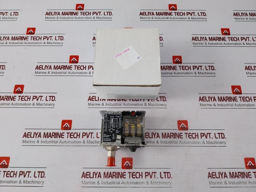 Danfoss Kp1 060-1101 Pressure Control Switch 10 To 55 Psi – Aeliya Marine Tech