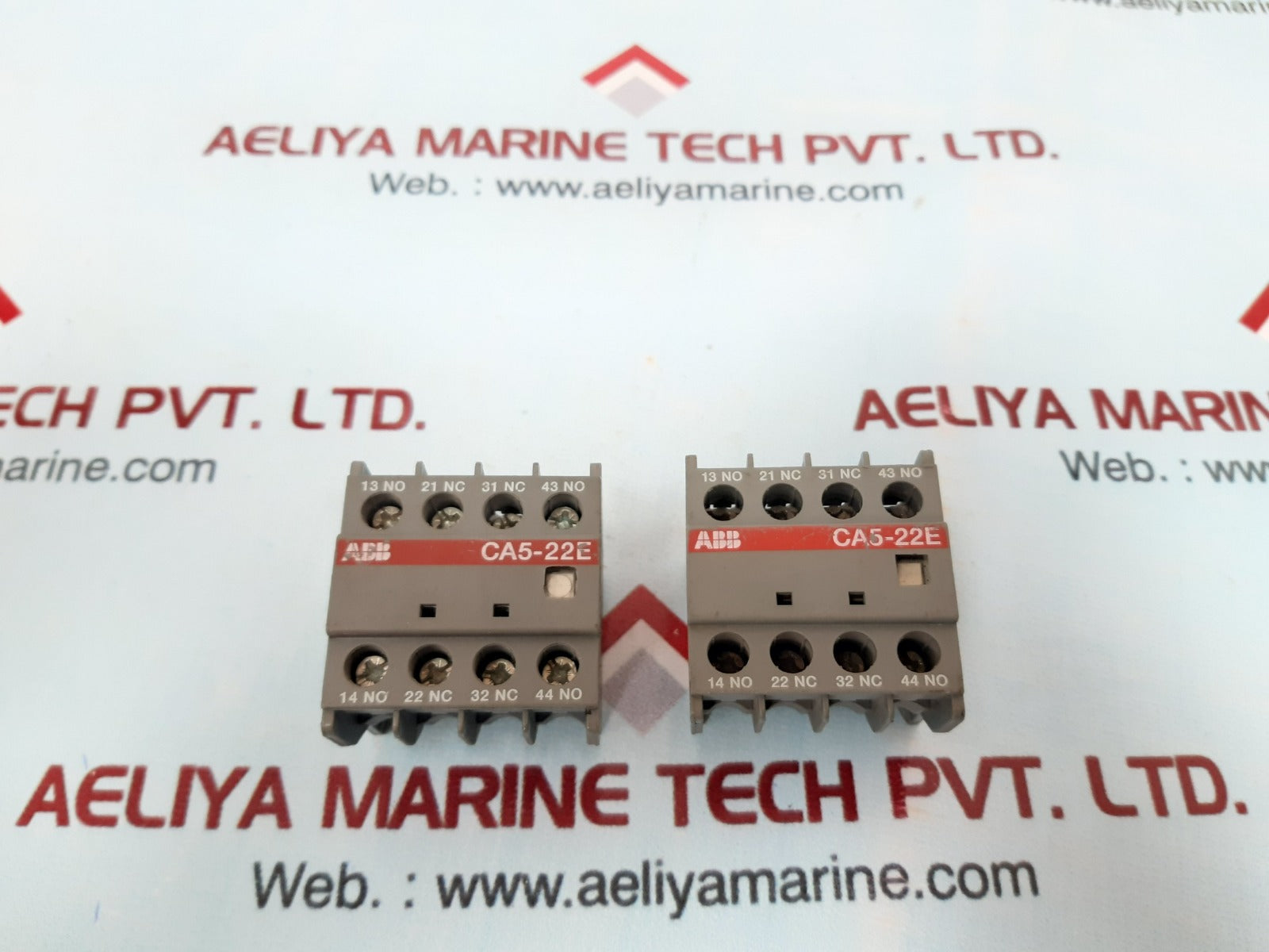 ABB CA5-22E Auxiliary Contact Block 16A 690V – Aeliya Marine Tech