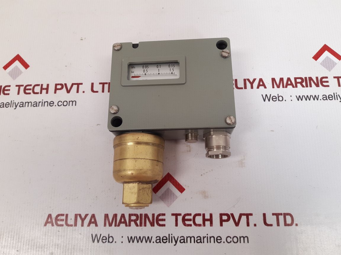 Trafag 940.2373.901 pressure transmitter 0.2...1.6 bar – Aeliya Marine Tech