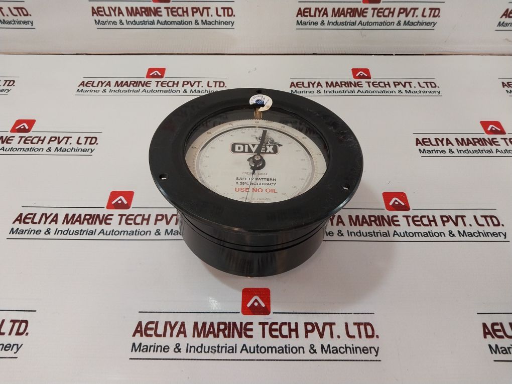 Divex Pneumo Gauge Meters Of Seawater 4 Ft Divisions – Aeliya Marine Tech