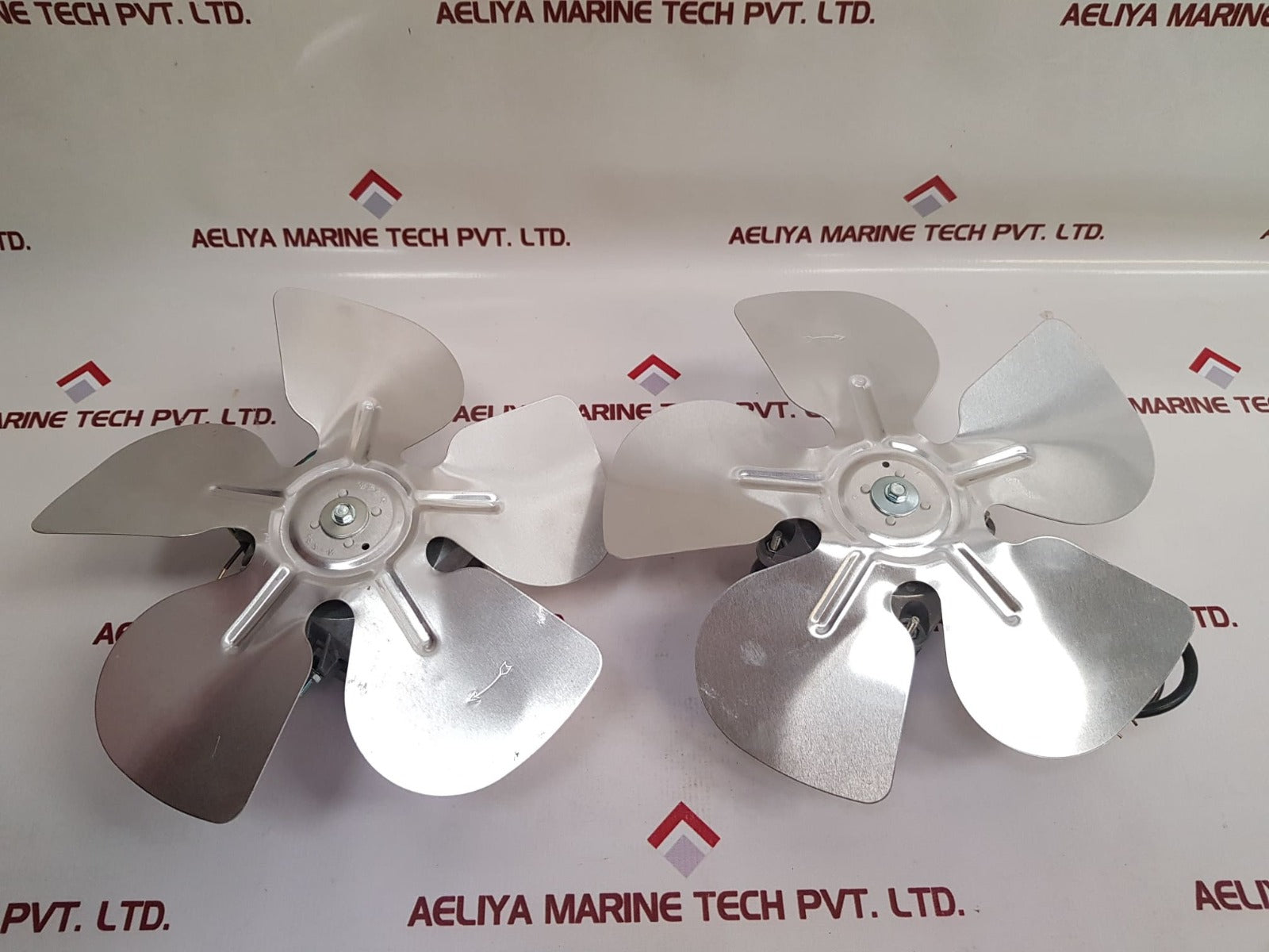 Ebm Papst M4Q045-CA03-49 Condenser Fan Motor W/ Suction Blade 1550R/Mi ...