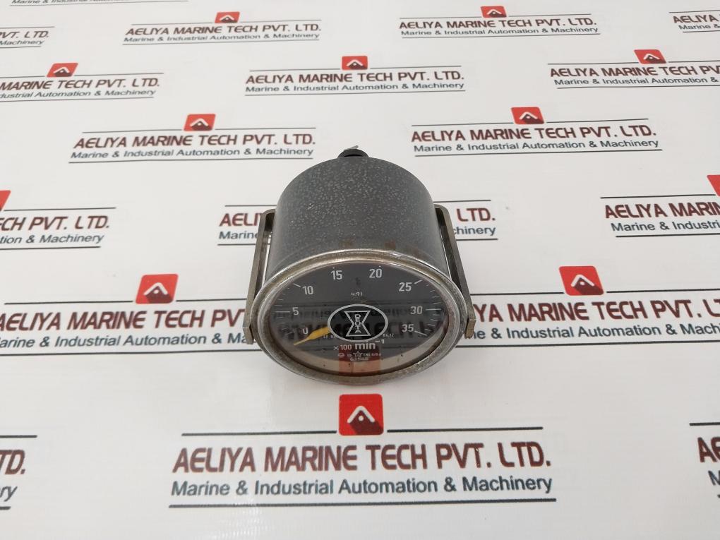 Deuta X100 Min-1 Tachometer Gauge 24V – Aeliya Marine Tech