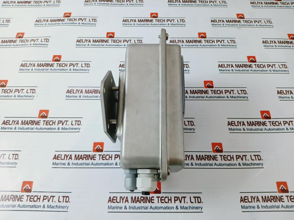 Endress+Hauser Cld134-wmv530Hb1 Conductivity Compact Device 10…125°C ...