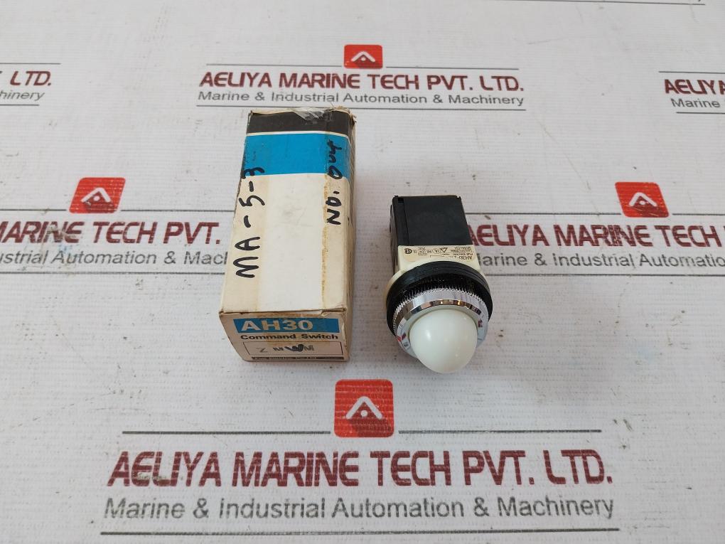 Fuji Electric Ah30-zm Pilot Light Ahx503-m 30V 2W 50V 200-220V 50-60Hz ...