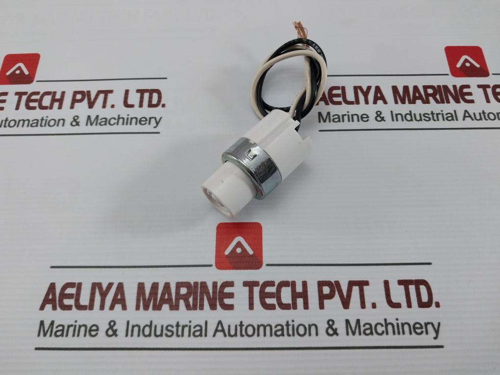 General Electric Ceramic Fuse 660W 600V - Aeliya Marine Tech