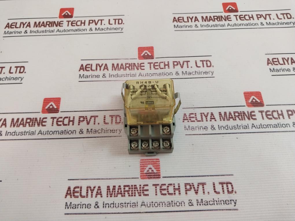 Idec Rh4B-u/Sh4B-05U Relay With Socket – Aeliya Marine Tech