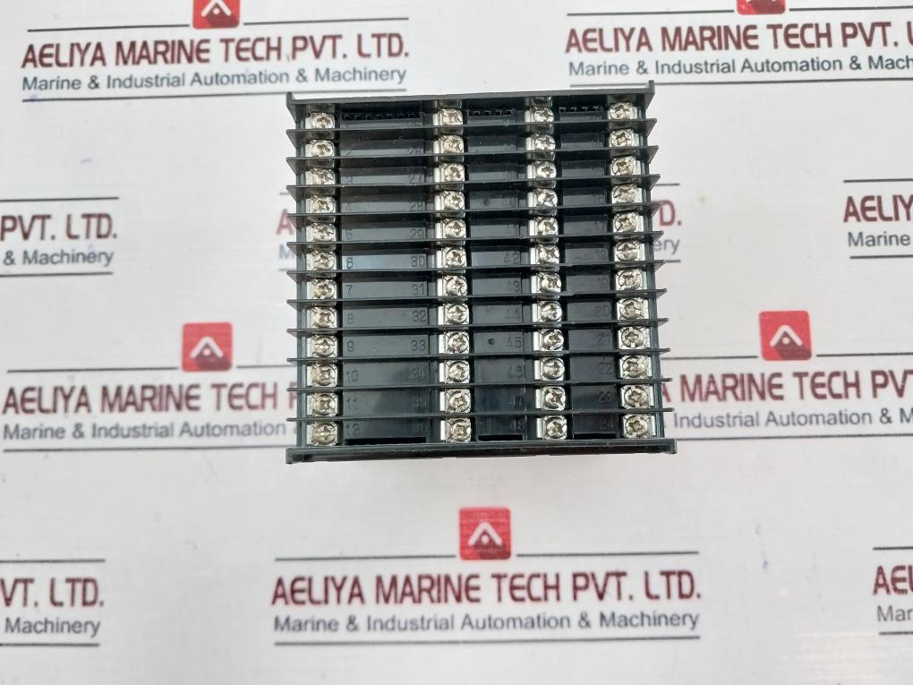 Masibus 8208 8-channel Temperature Scanner – Aeliya Marine Tech