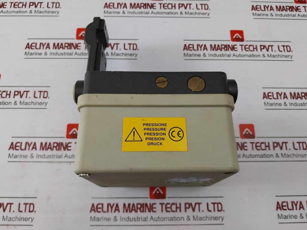 Omc Prp01a Rp01 Pneumatic Positioner 2-10 Bar 3-15 Psi – Aeliya Marine Tech