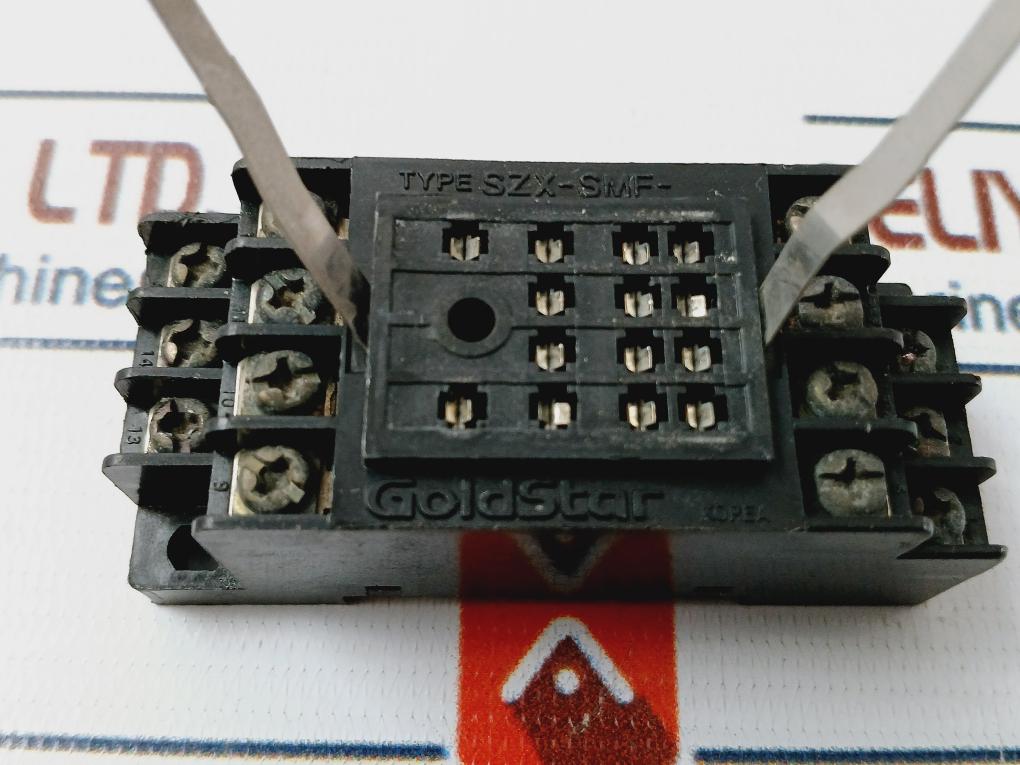 Omron H3Y-4-c Solid State Timer With Socket Szm-smf – Aeliya Marine Tech