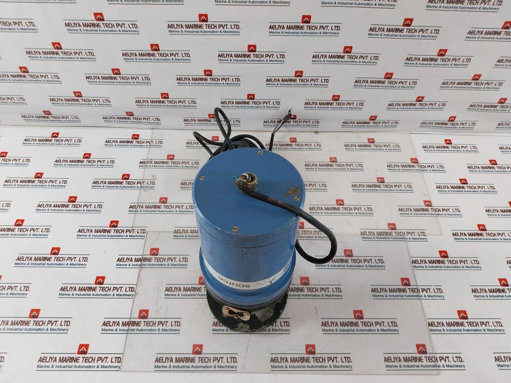 Rosemount Analytical 800-404-3' Gear Pump – Aeliya Marine Tech