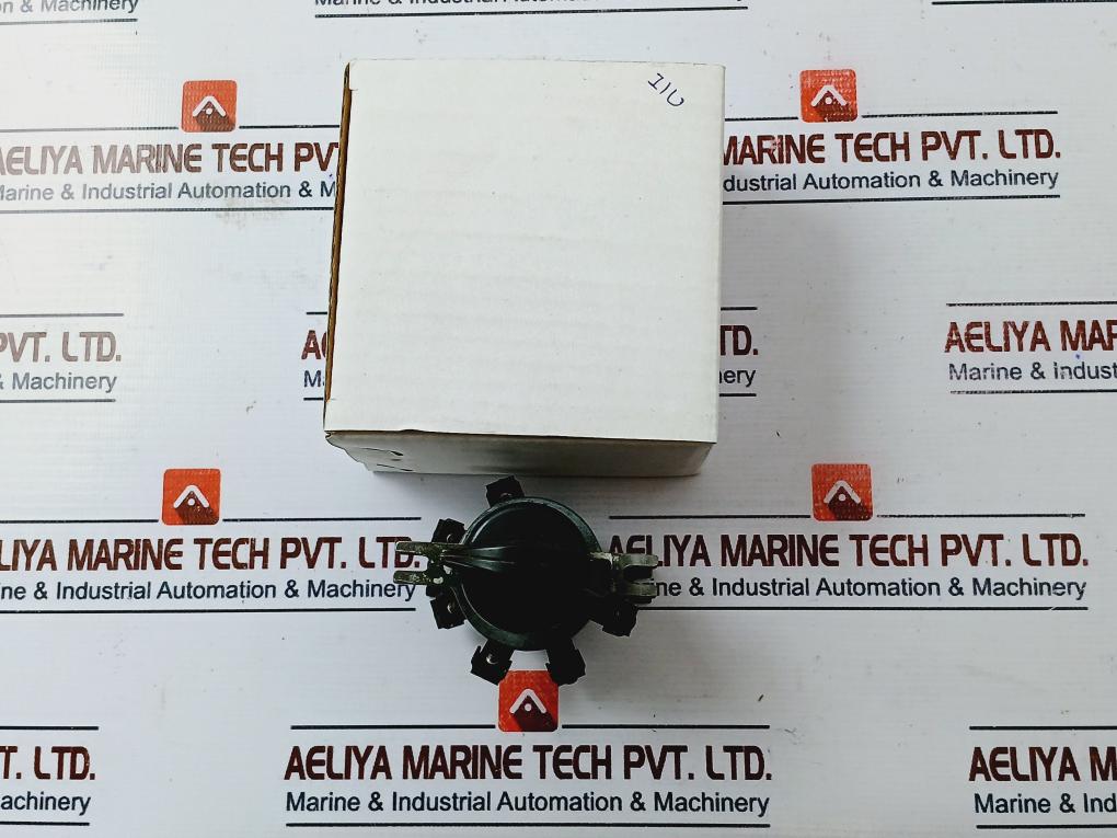Santon H-86-c Rotary Switch 16A 440V – Aeliya Marine Tech