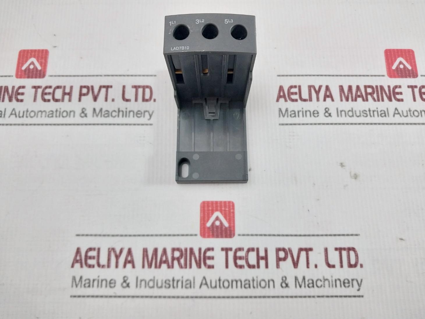 Schneider Electric Lad7B10 Adapter Terminal Block - Aeliya Marine Tech