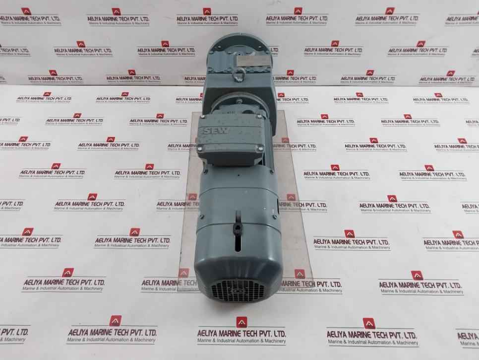 Sew-eurodrive Drn90L4/Be1Hf/Fg/Es7C Geared Motor Ct 700-1800Rpm 1.5Kw