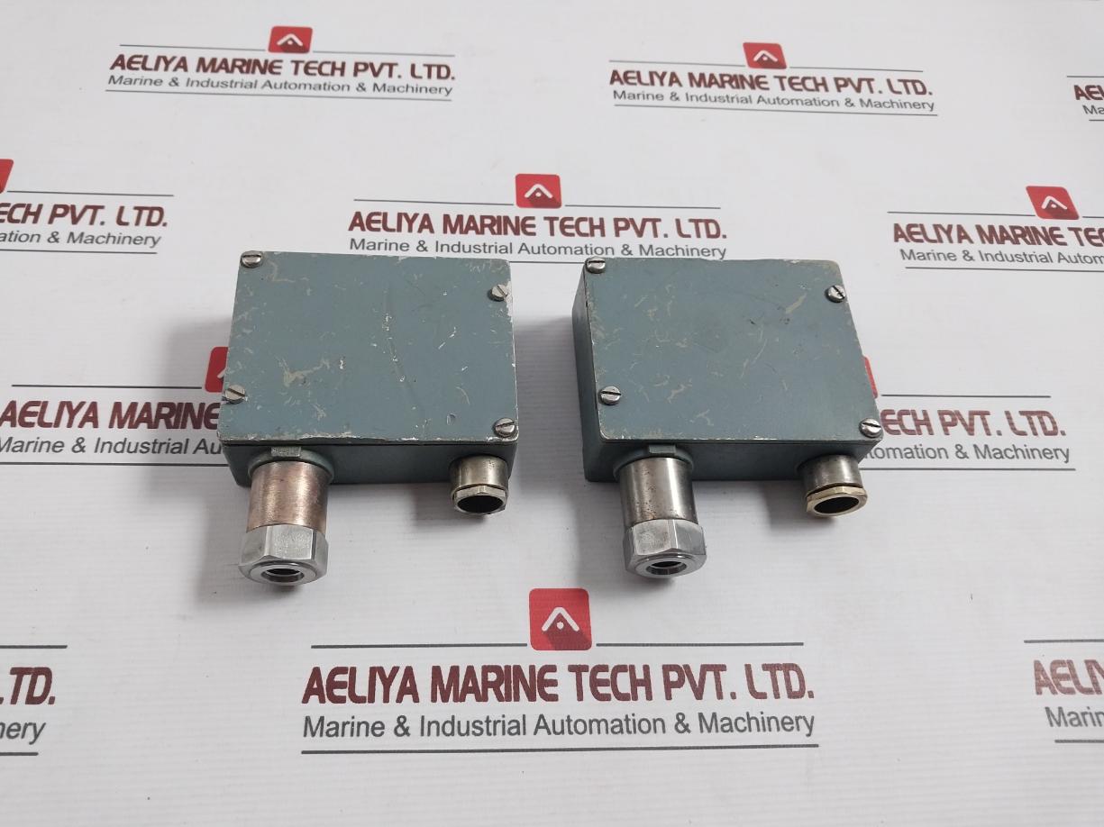 Trafag 8202 Pressure Transmitter 36V/15 Bar - Aeliya Marine Tech
