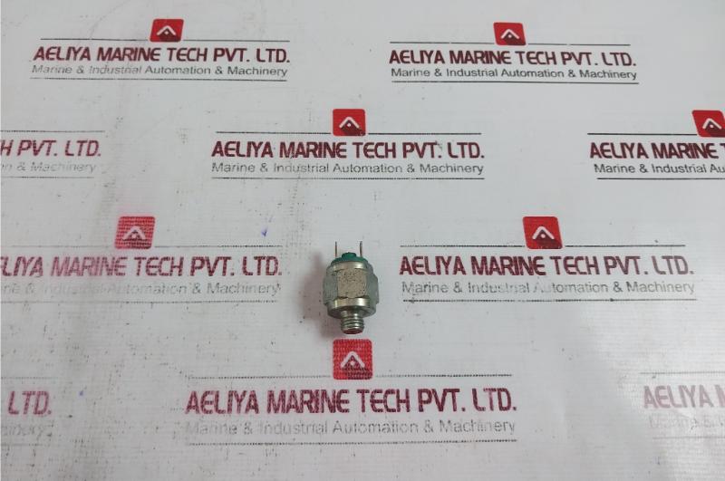 Wabco 0140130 Pressure Switch – Aeliya Marine Tech