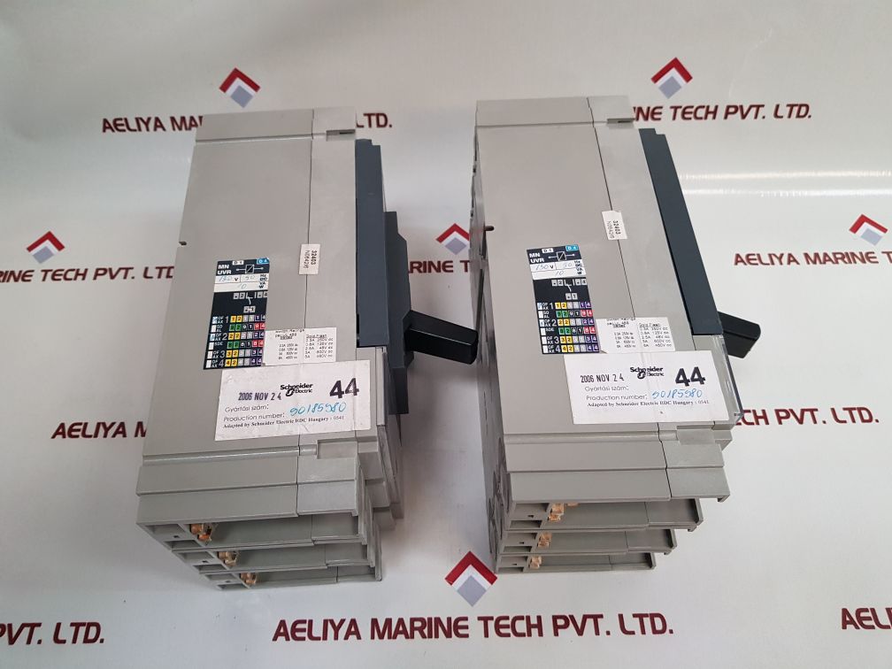 Merlin Gerin/Schneider Ns400N Circuit Breaker – Aeliya Marine Tech