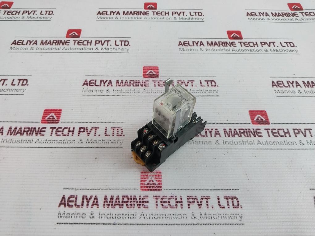 Omron My4N Miniature Power Relay With Socket Base 200/220 Vac – Aeliya ...