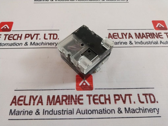 Vingcard Lcu T2 Xc Card Reader 9Volts – Aeliya Marine Tech