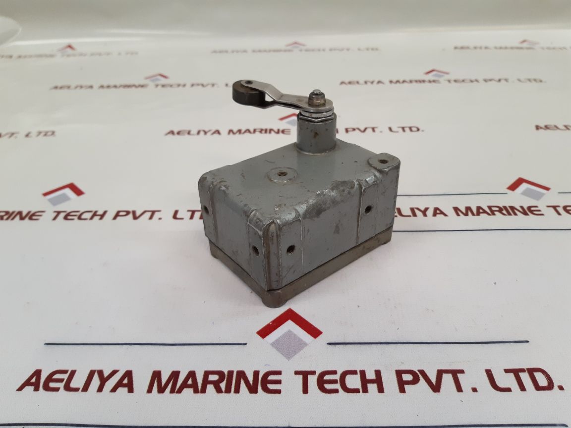 Yamatake-honeywell Op-ar-j Splash Proof Micro Switch – Aeliya Marine Tech