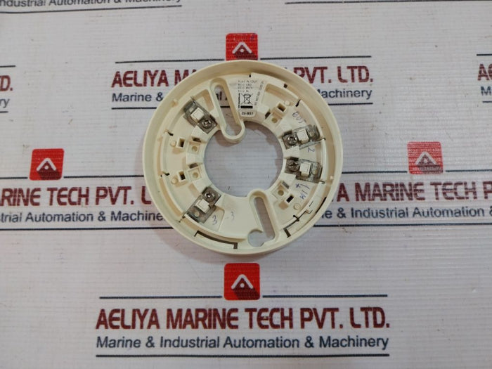 Ziton Z6-bs1 Surface Mounting Detector Base – Aeliya Marine Tech