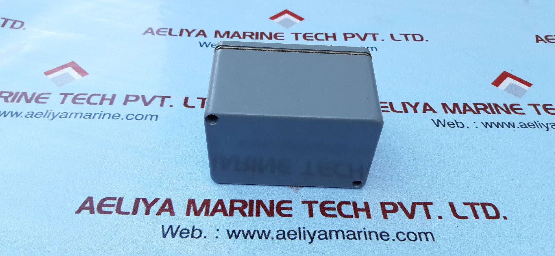 Square D class 9001 bw240 control station series a – Aeliya Marine Tech