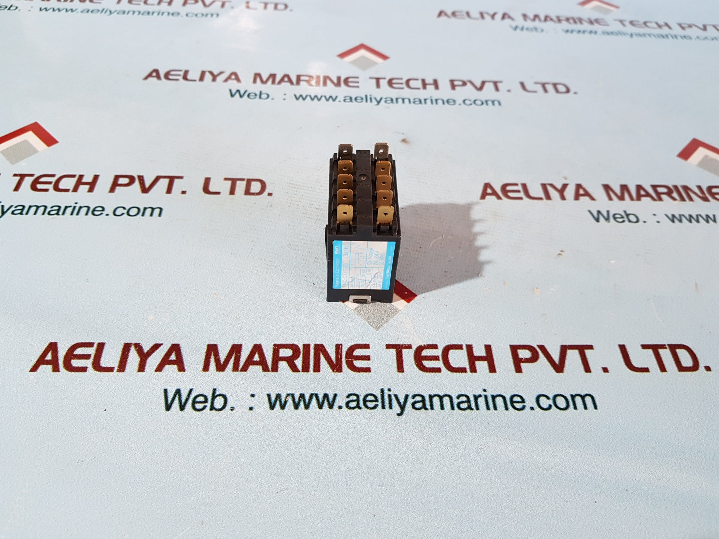 Fuji fmc-otz103b (3a1b) magnetic contactor – Aeliya Marine Tech