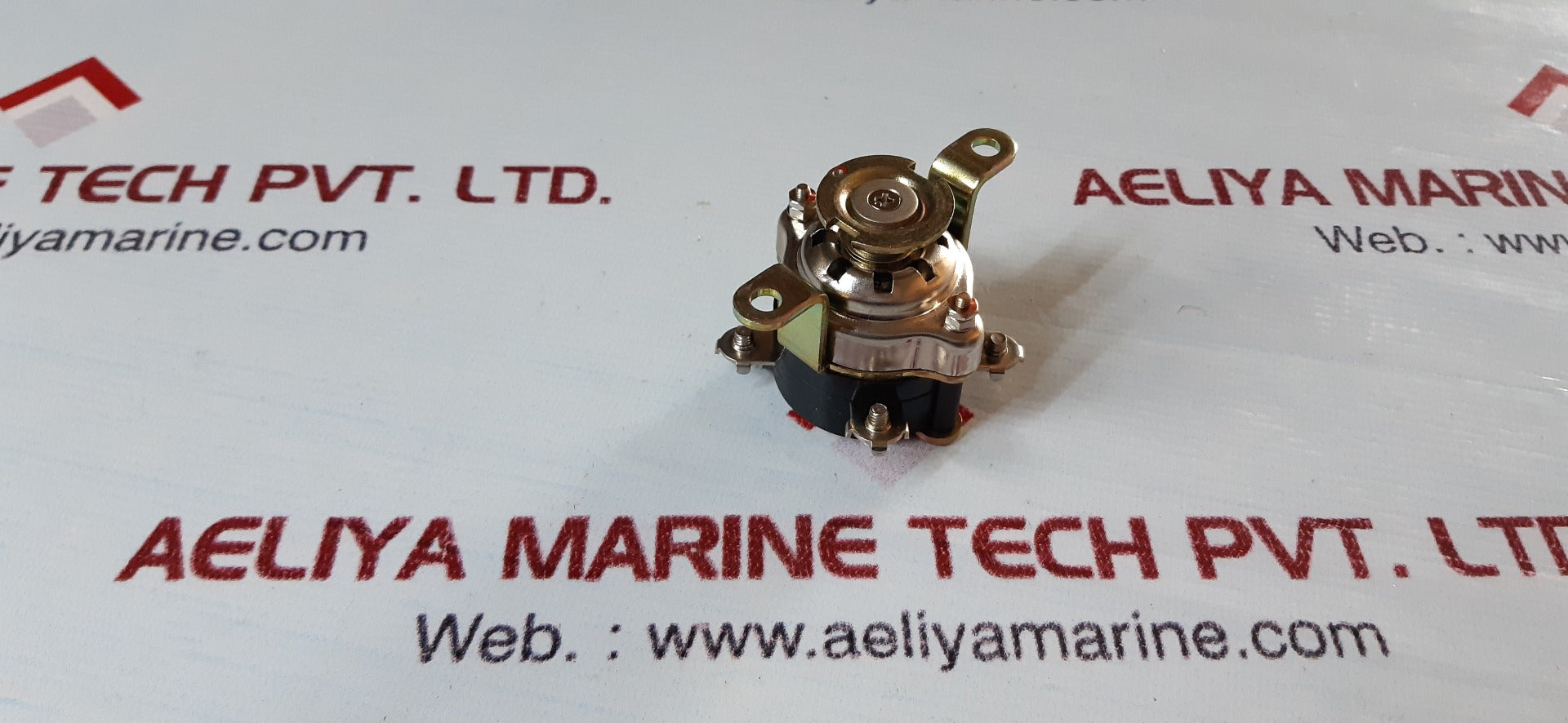 Kitazawa electric r1-9-(01)2p-f rotary switch unit – Aeliya Marine Tech
