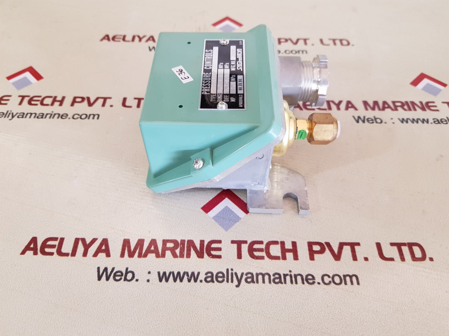 Saginomiya sns-c110p pressure controls – Aeliya Marine Tech®