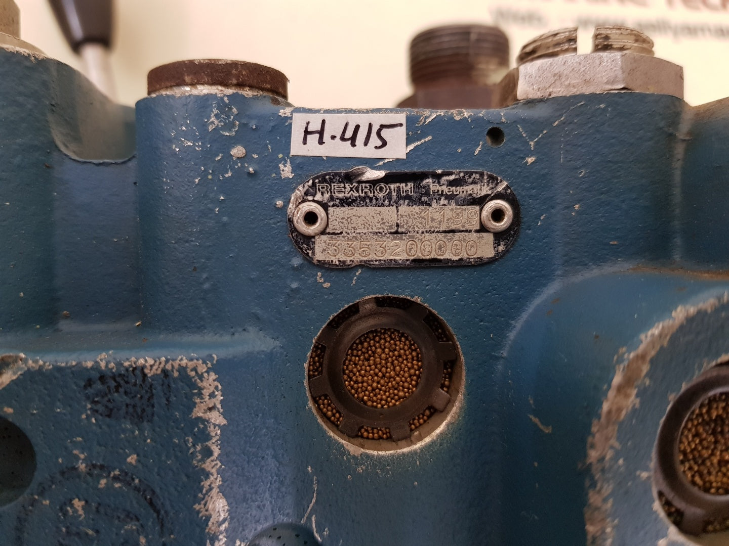 Rexroth 3353200000 pneumatic valve – Aeliya Marine Tech