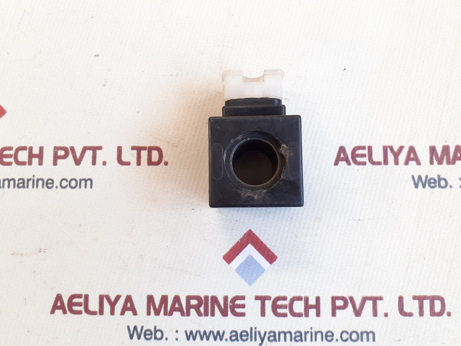 Bosch rexroth 071030 3810 solenoid coil – Aeliya Marine Tech