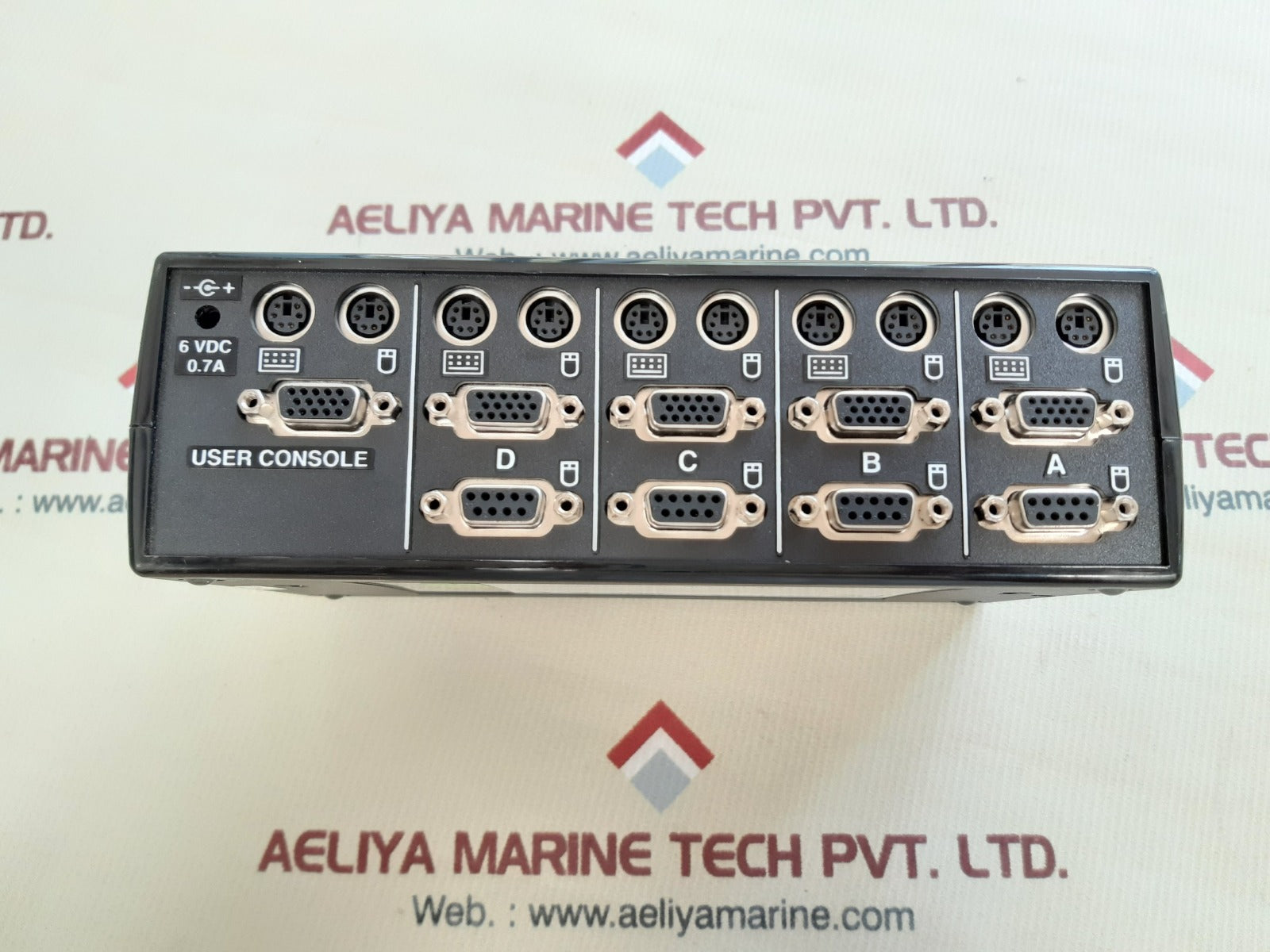 Cybex 520-147-505 switchview secure 4-port – Aeliya Marine Tech®