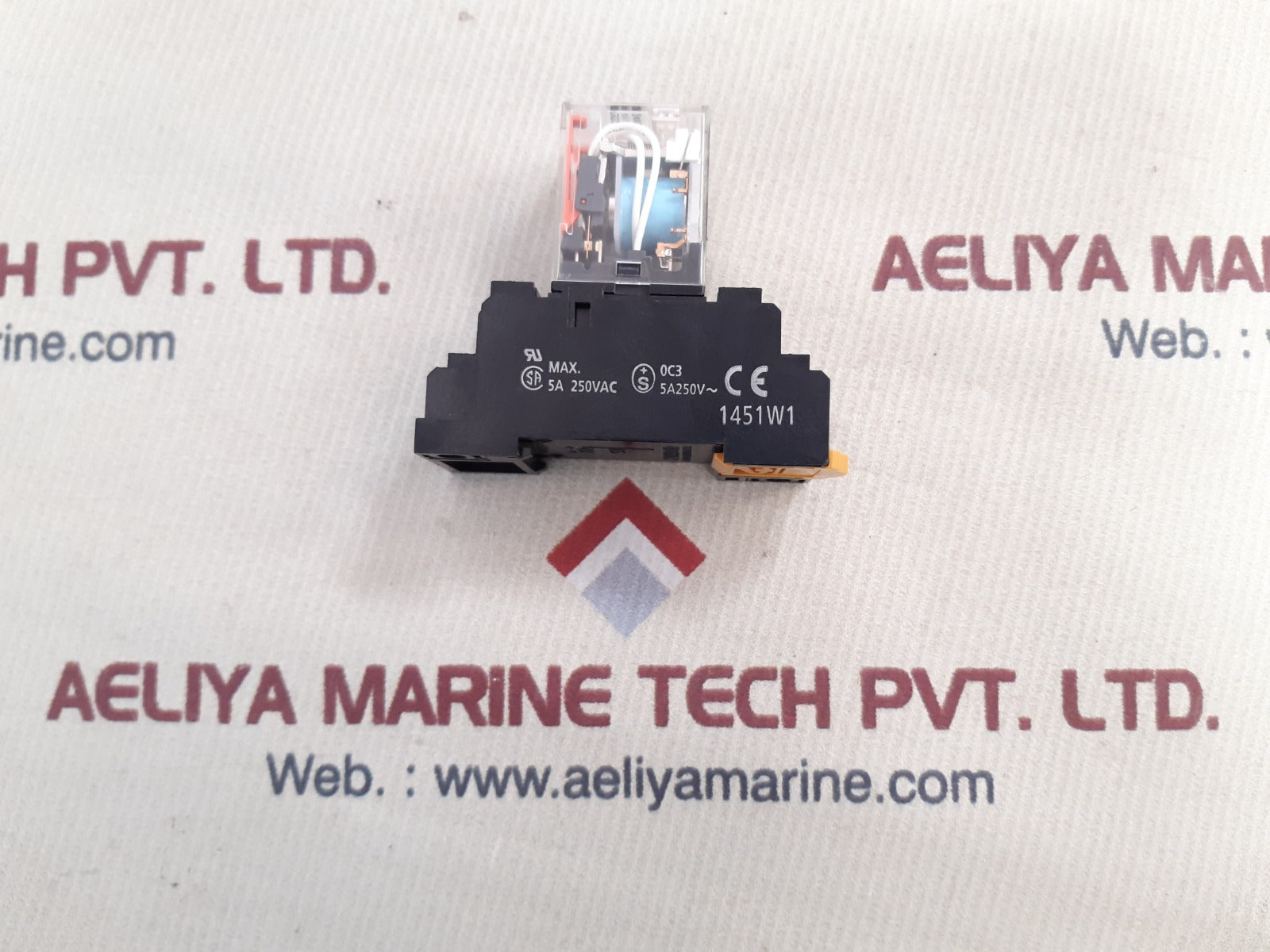 Omron my4n relay 24vdc – Aeliya Marine Tech®