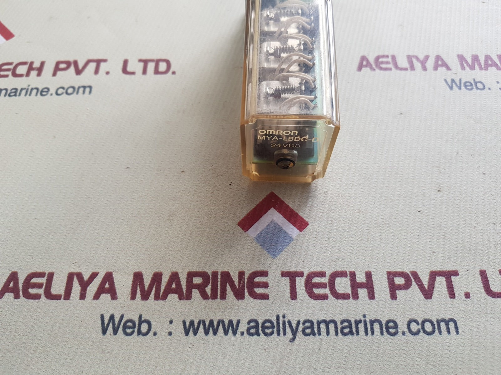 Set of 4x Omron mya-lbdc-d relay with socket base – Aeliya Marine Tech®