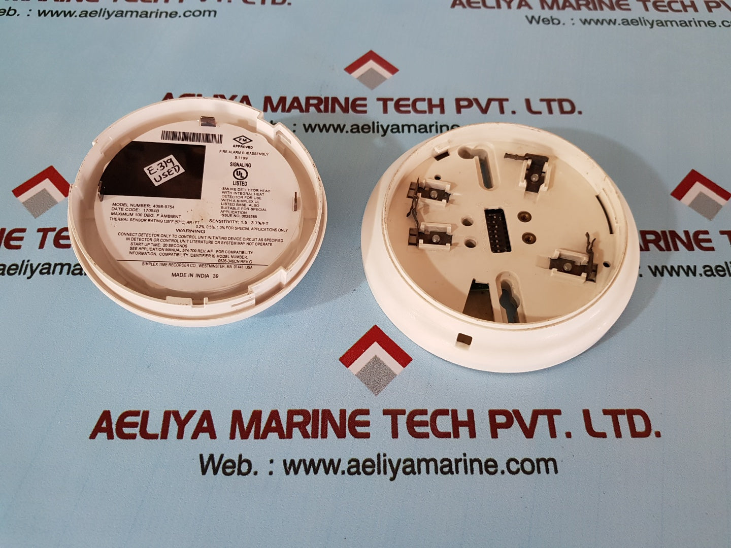 Simplex 4098-9754 smoke detector – Aeliya Marine Tech