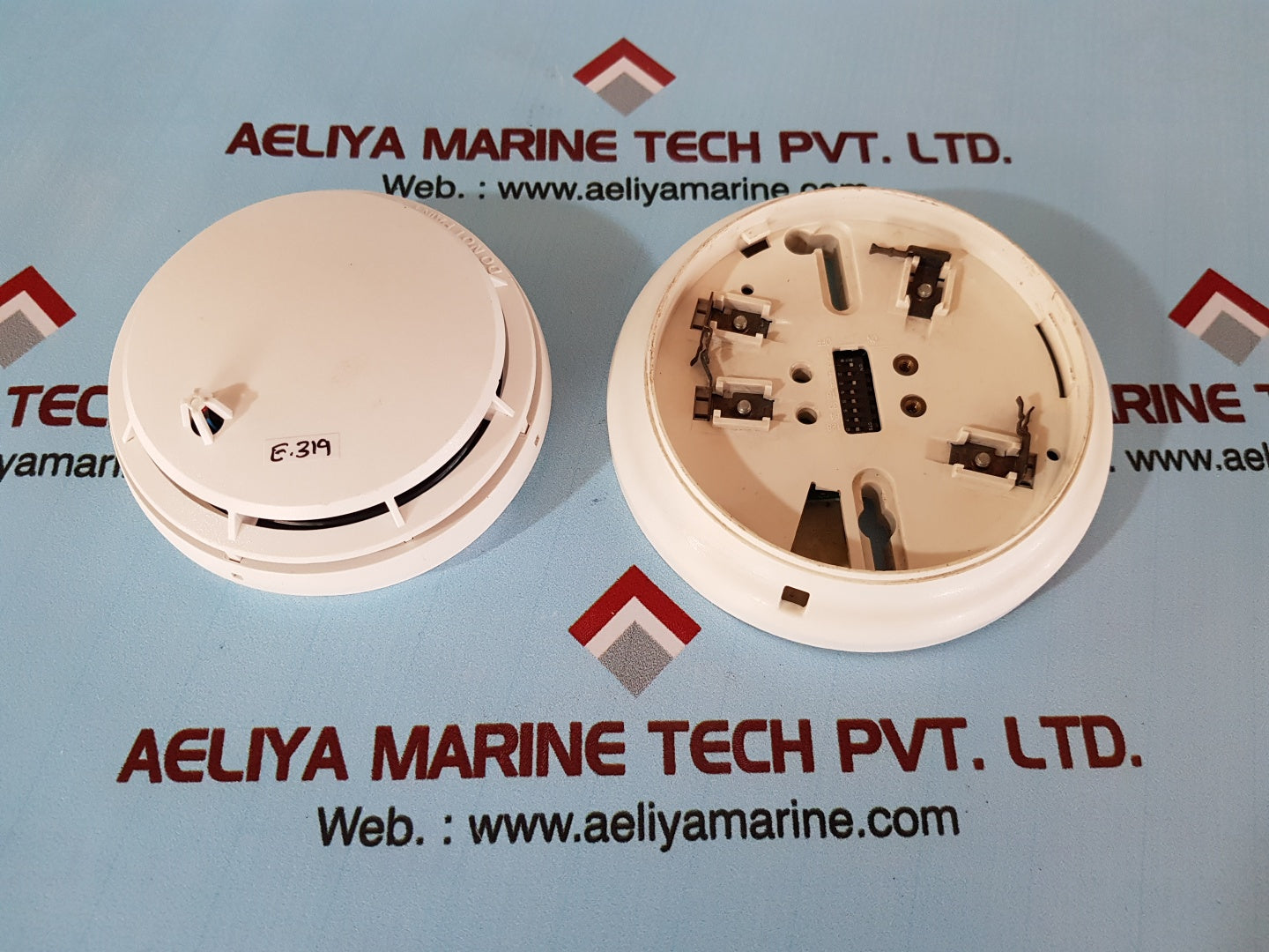 Simplex 4098-9754 smoke detector – Aeliya Marine Tech