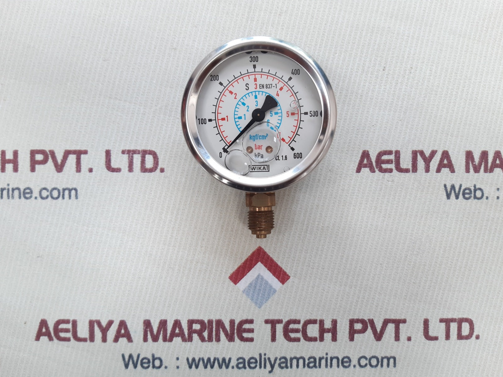 Wika en 837-1 cl 1.6 pressure gauge – Aeliya Marine Tech