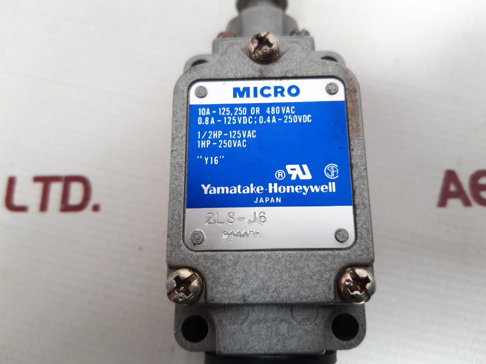 Yamatake-honeywell 2ls-j6 micro limit switch – Aeliya Marine Tech