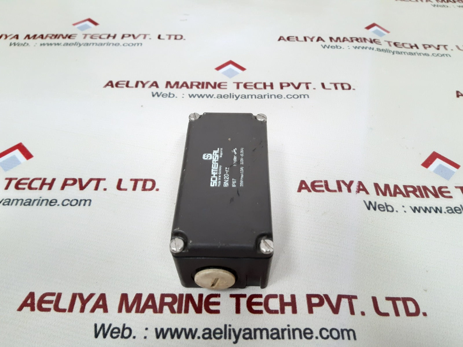 Schmersal bn20-rz safety magnetic switch – Aeliya Marine Tech®