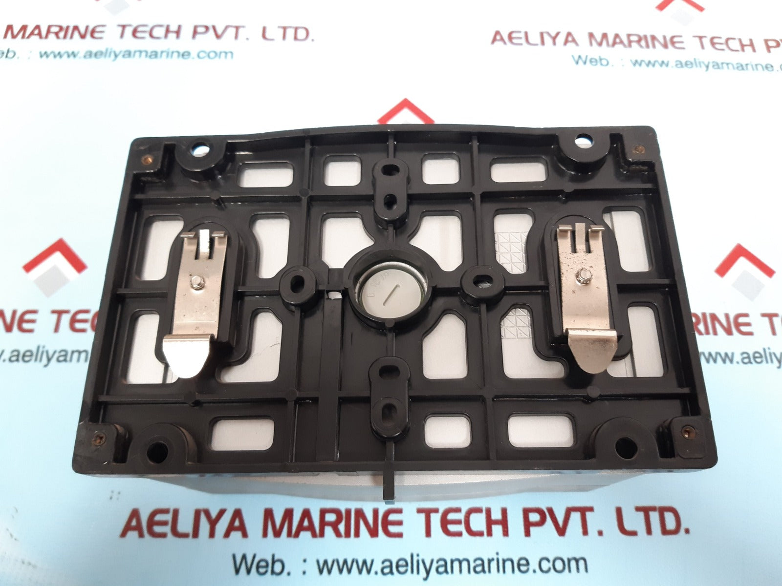 Vaisala hmt333 humidity & temperature transmitter – Aeliya Marine Tech