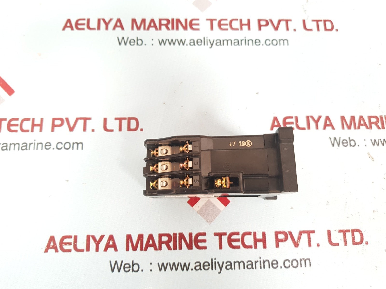 Fuji Electric Src50-2F/X (3A3B) Auxiliary Relay 100/100-110V – Aeliya ...