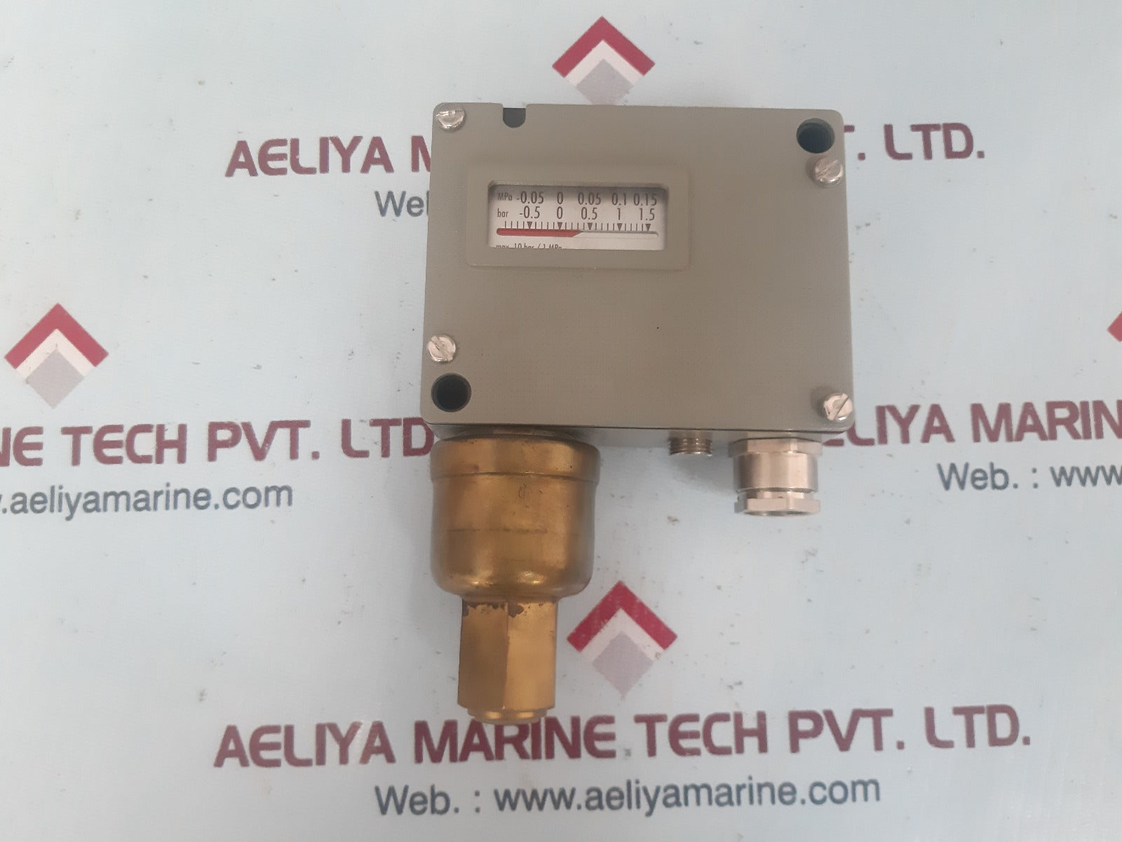 Trafag 940.2372.900 Pressure Switch Ip65 -30T70 – Aeliya Marine Tech