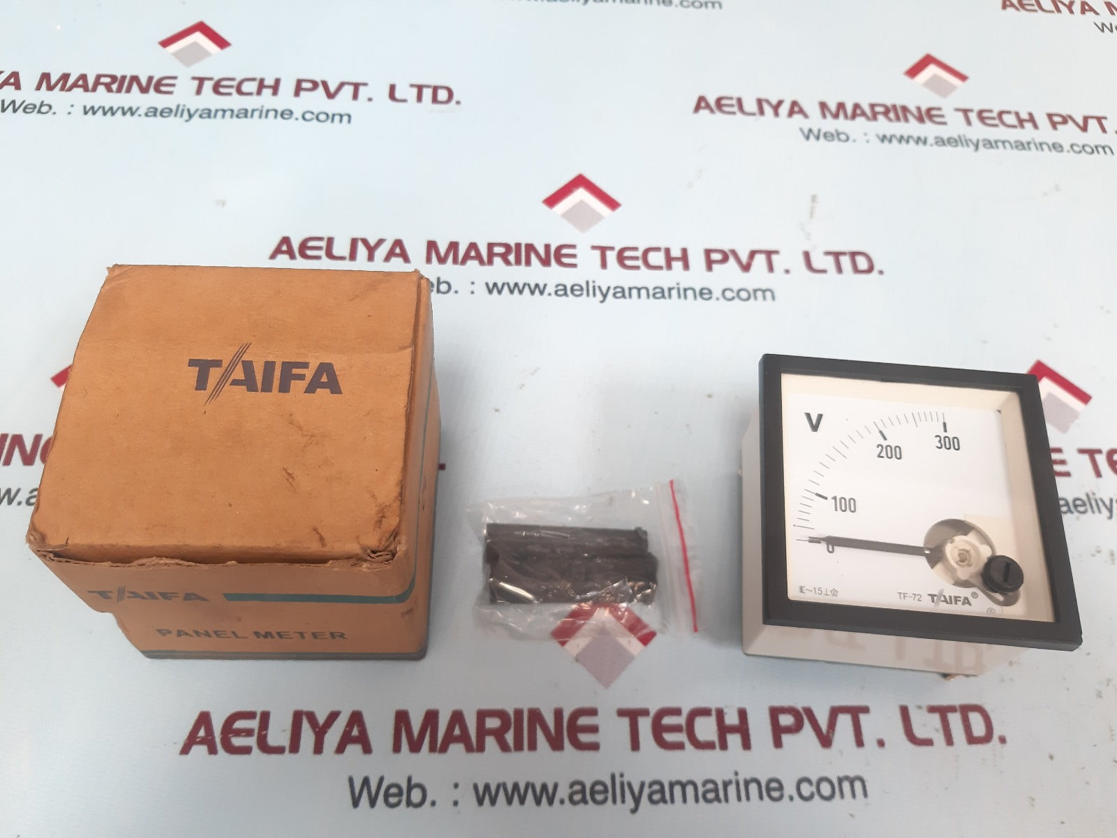 Taifa Tf-72 Panel Meter 0-300 V – Aeliya Marine Tech