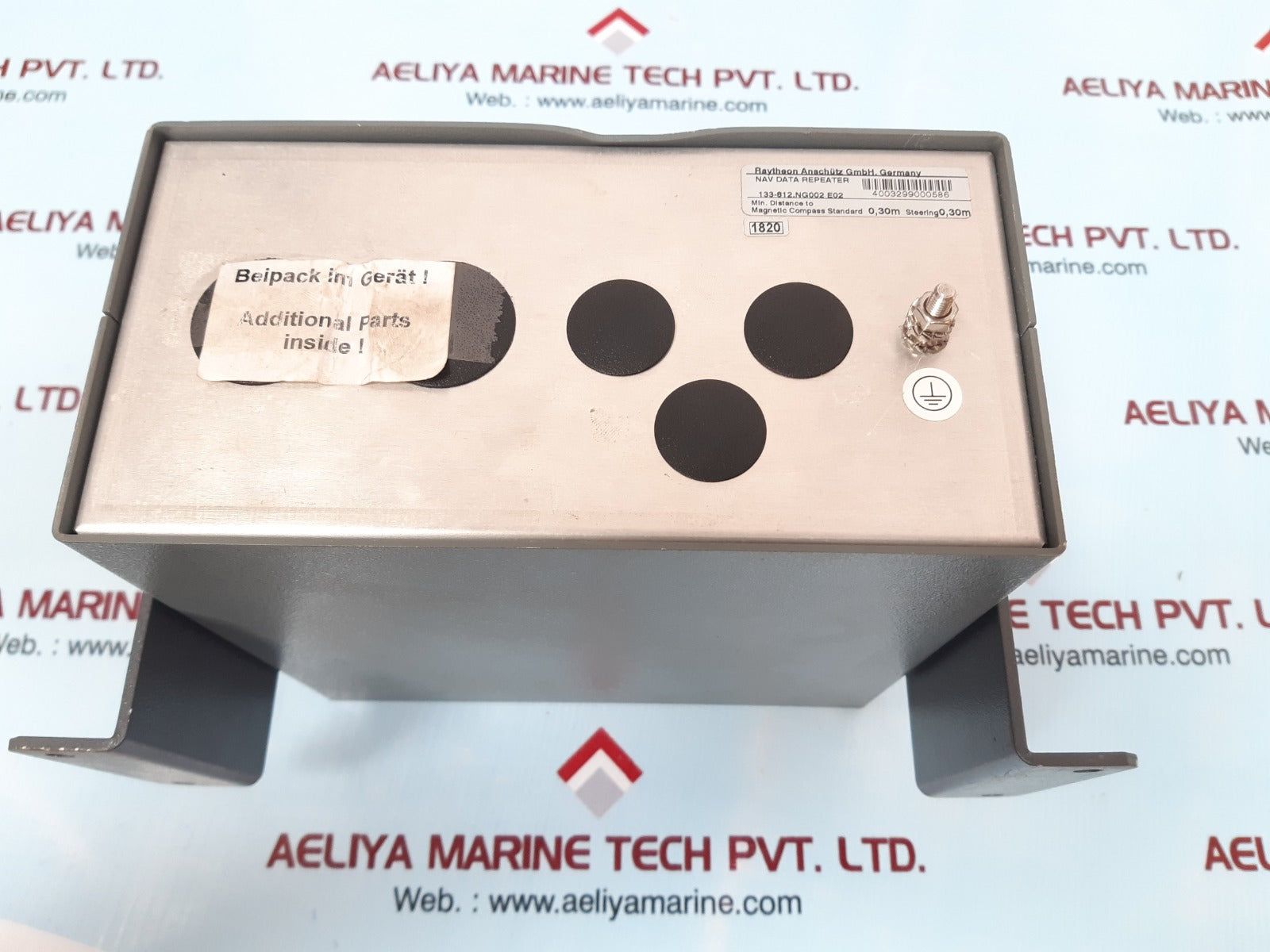 Rytheon anschutz nav data repeater 133-812.ng002 e02 – Aeliya Marine Tech