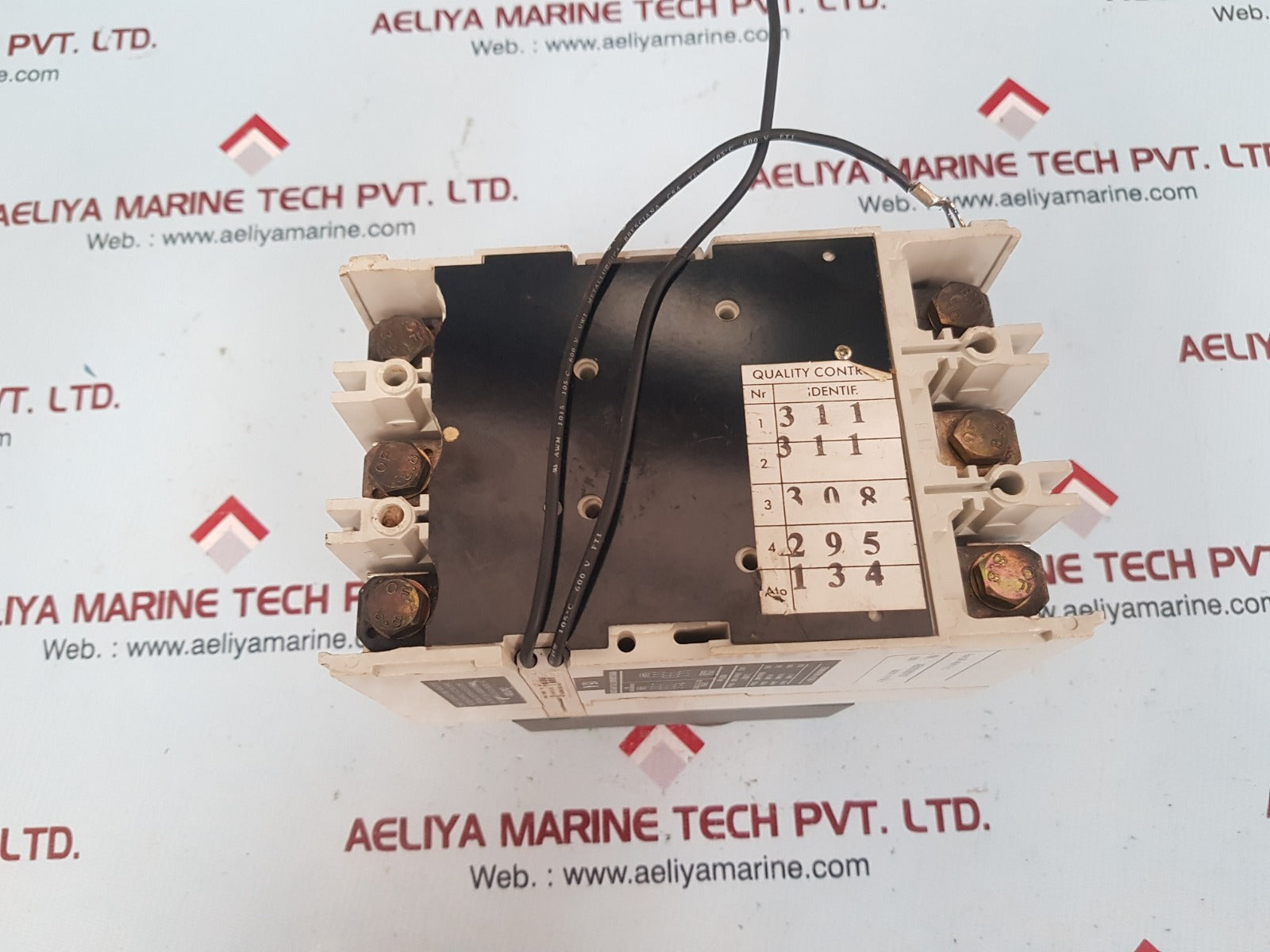 Abb s3n 600vac 600vdc 3pole unit – Aeliya Marine Tech