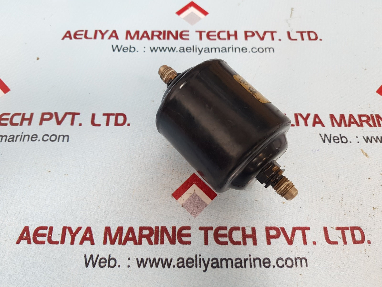 Parker 052 liquid line filter dryer – Aeliya Marine Tech
