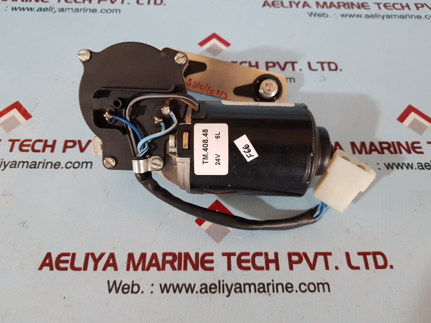 Liebherr tm.408.48 wiper motor roof window – Aeliya Marine Tech