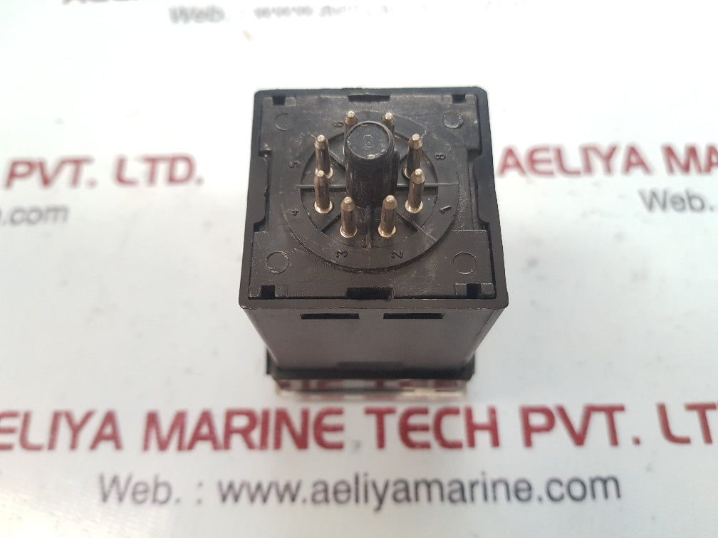 Selec 55es-p8-230 panel mounted timer – Aeliya Marine Tech