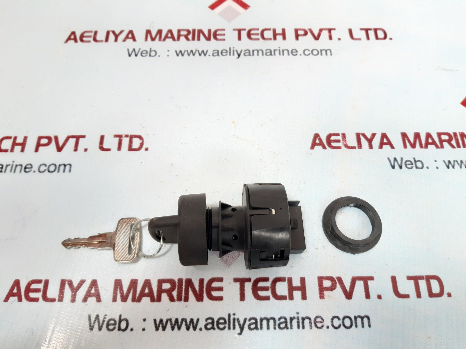 Honeywell 84826 key switch 17161 823929 – Aeliya Marine Tech