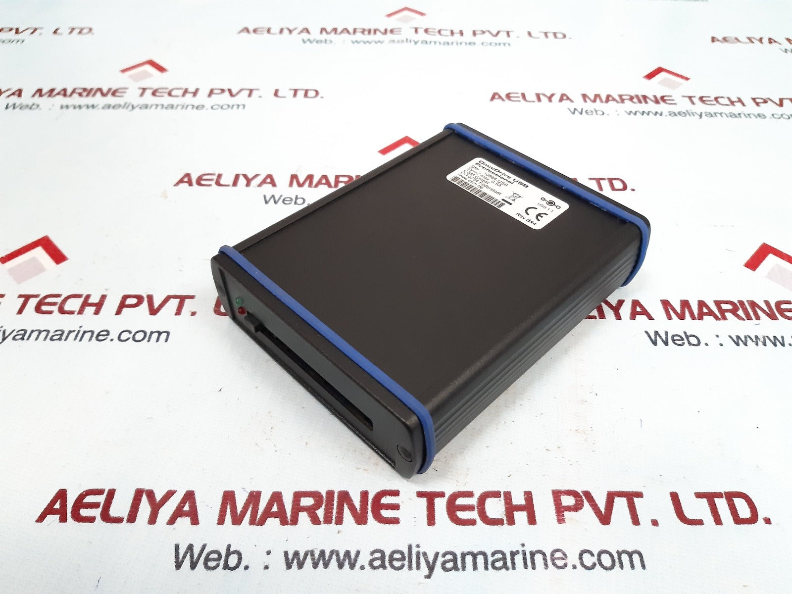 Omni drive usb professional card read/writer – Aeliya Marine Tech