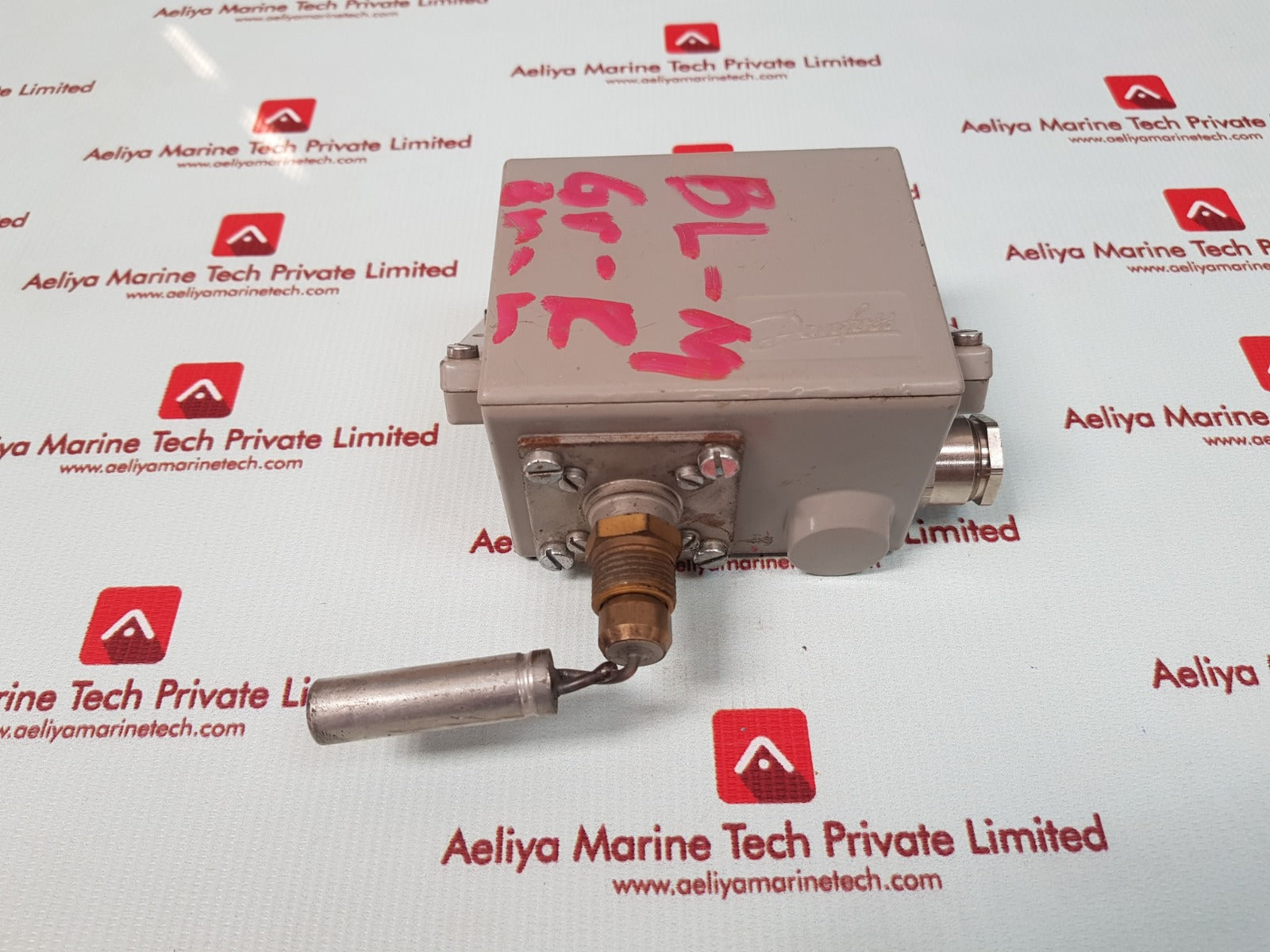 Danfoss kps 80 temperature switch 060l3126 – Aeliya Marine Tech
